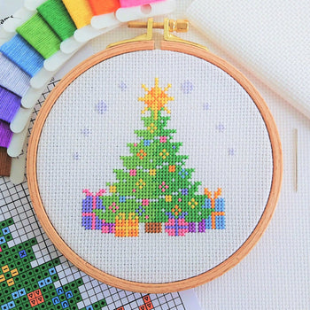 Free Mini Christmas Tree Cross Stitch Chart – The World in Stitches